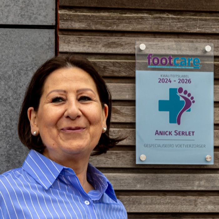 mezelf, Anick Serlet